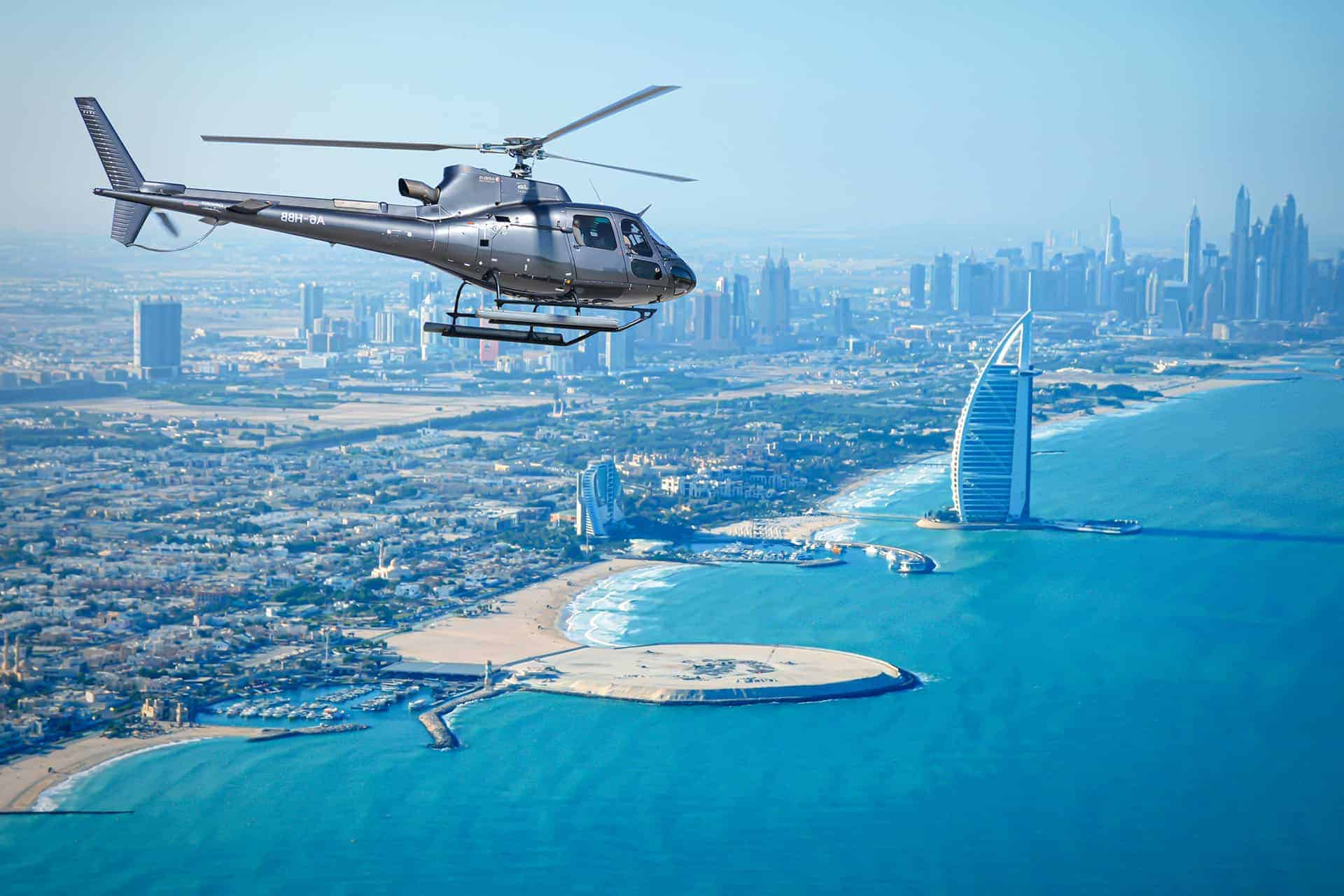 Hélicoptère à Dubaï, tout savoir sur le survol de Dubaï